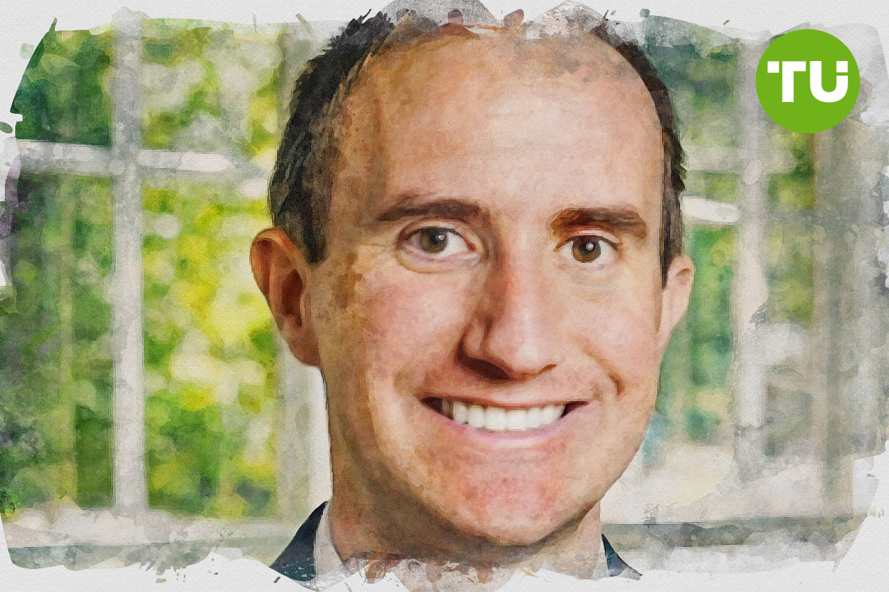 Morgan Housel: Biography, Career, and Business Insights